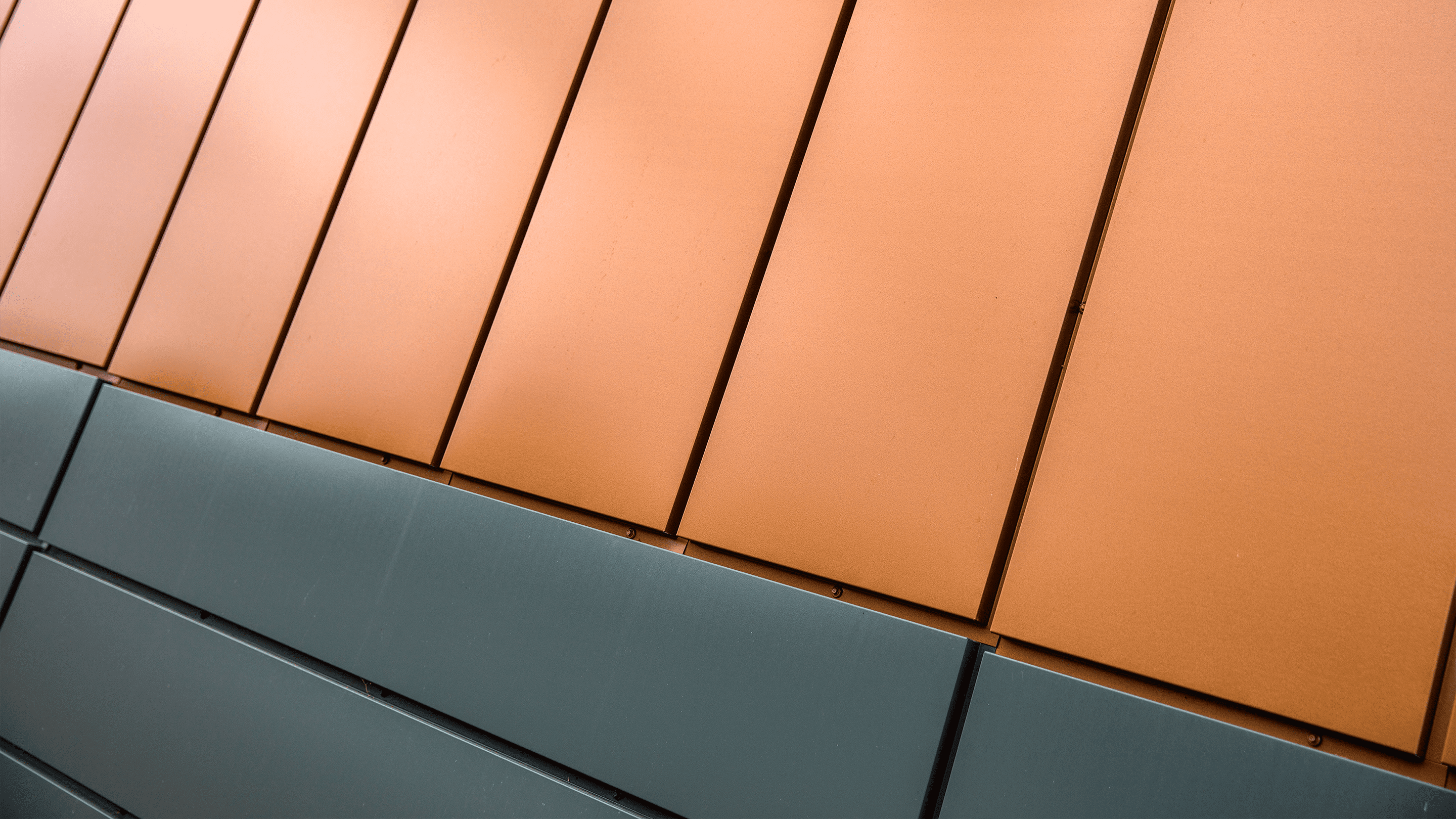 Vägg- och fasadlösningar i stål och plåt | Lindab