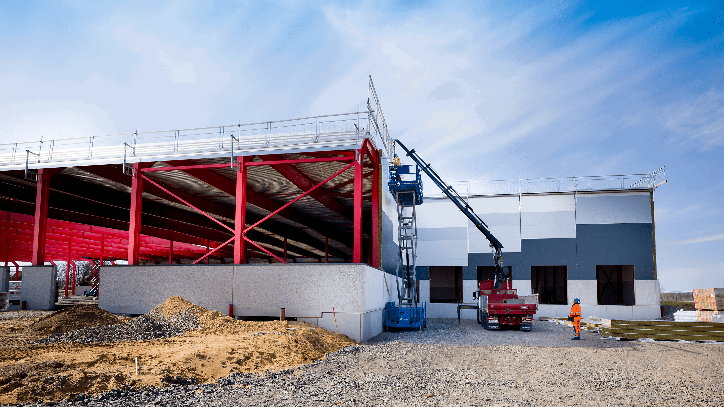 Vi levererar din logistikhall eller lagerlokal | Lindab